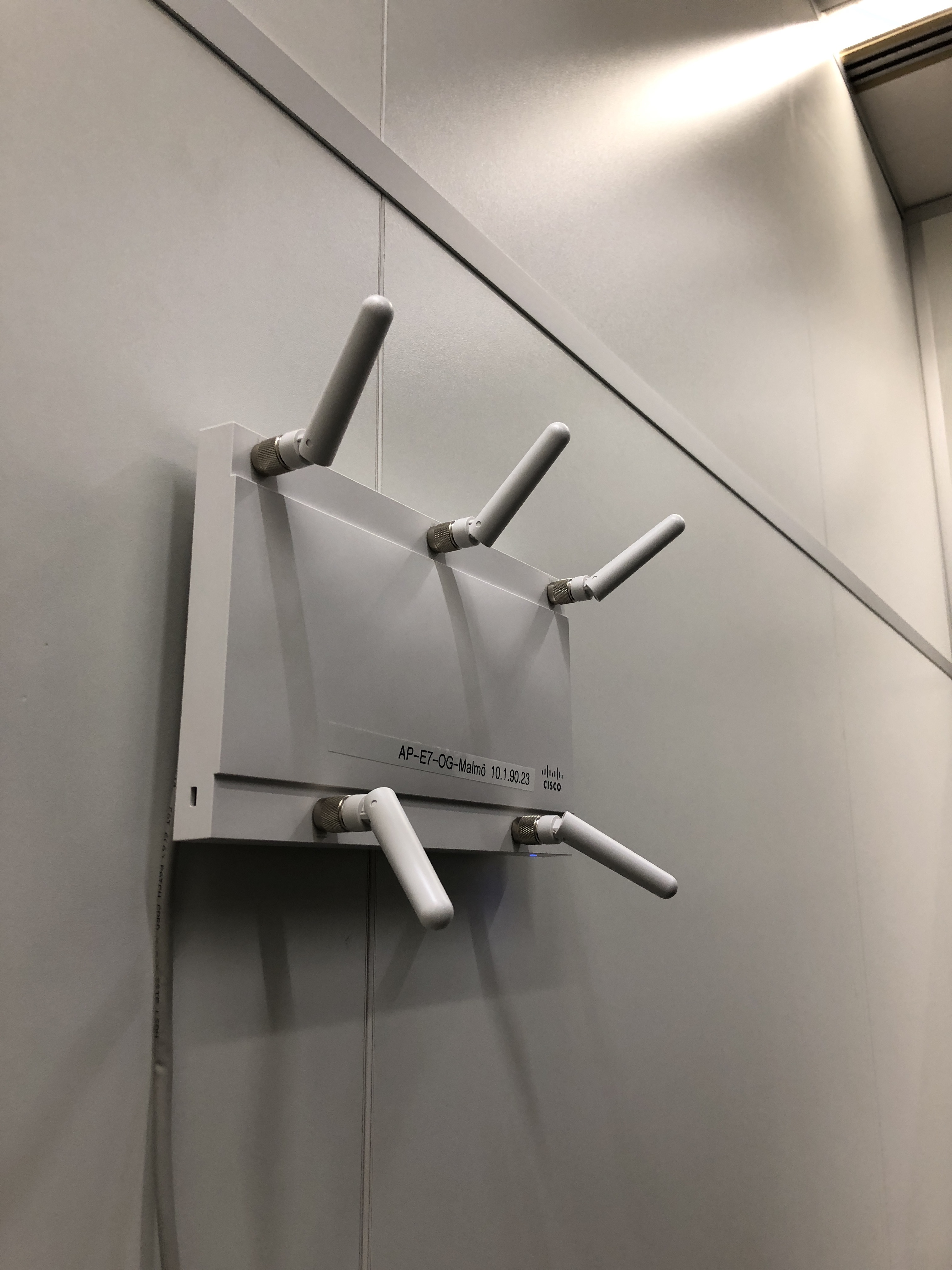 Requesting Installation Pictures - Indoor Antennas - The Meraki Community